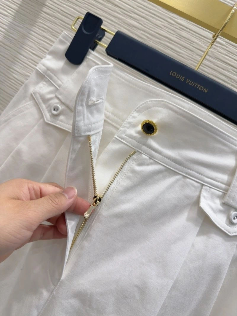 Budget-friendly Louis Vuitton Long Pants