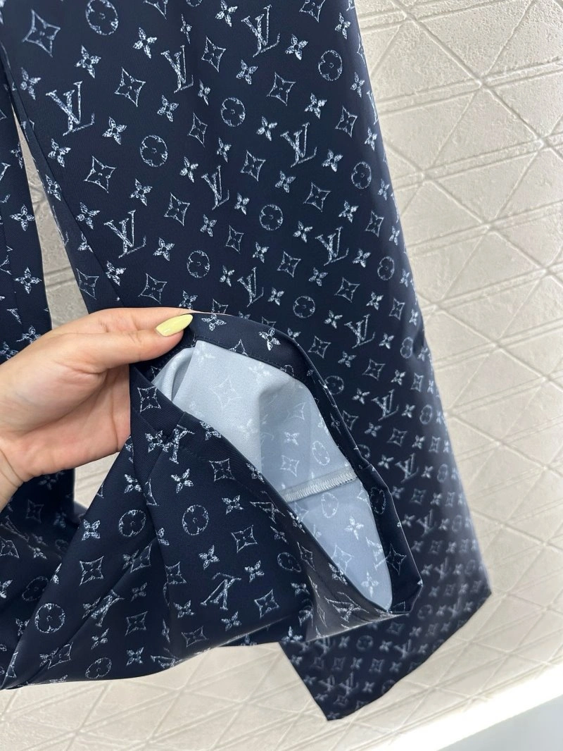 Bargain Louis Vuitton Long Pants