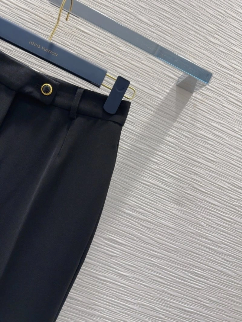 Exact replica Louis Vuitton Long Pants