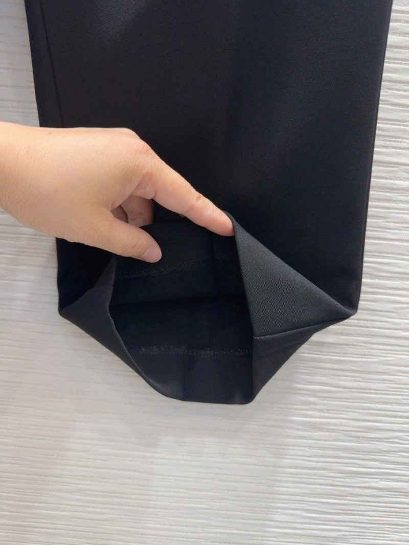 Exact replica Louis Vuitton Long Pants