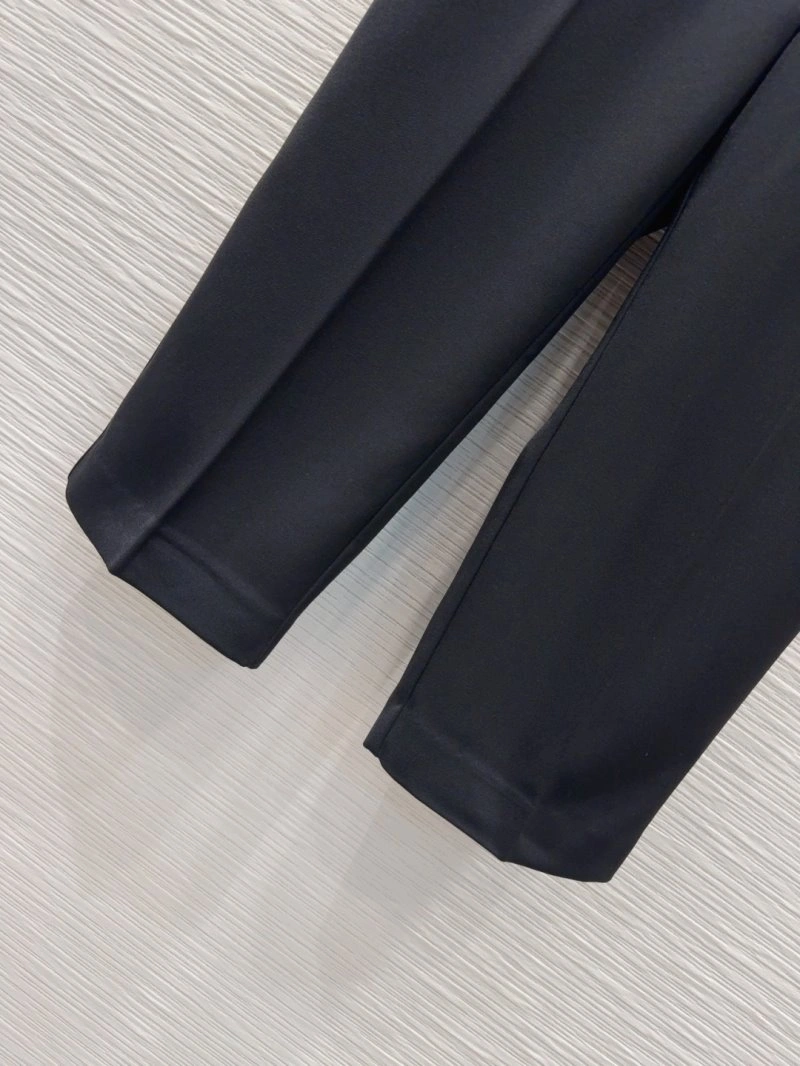 Exact replica Louis Vuitton Long Pants