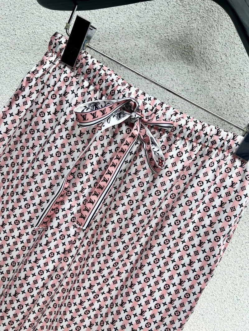 Budget-friendly Louis Vuitton Long Pants