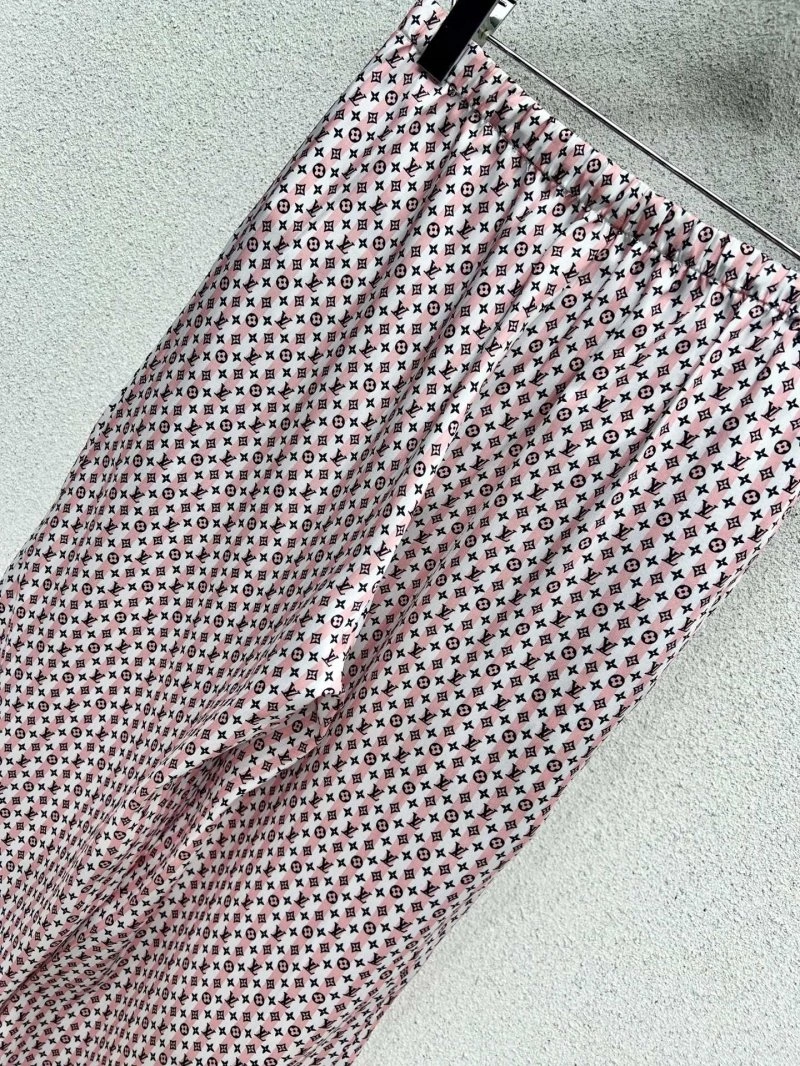 Budget-friendly Louis Vuitton Long Pants