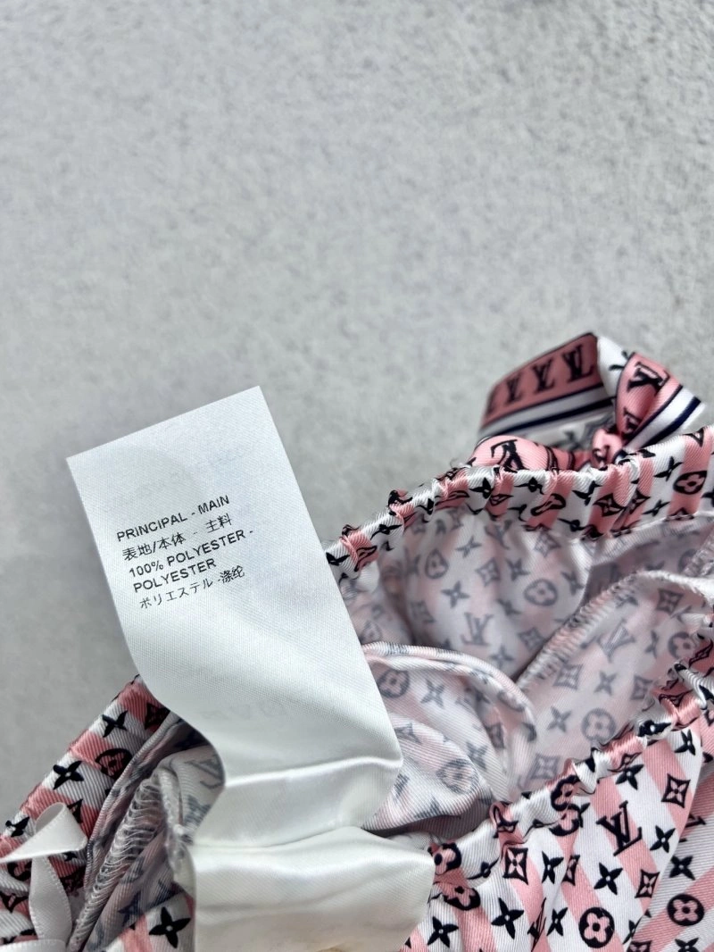 Budget-friendly Louis Vuitton Long Pants
