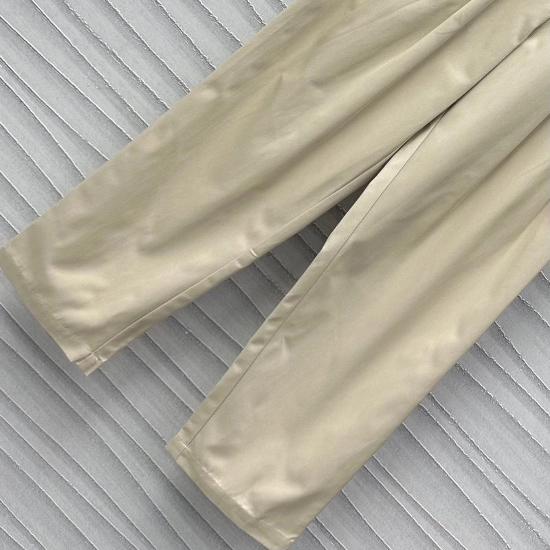 Exact replica Louis Vuitton Long Pants