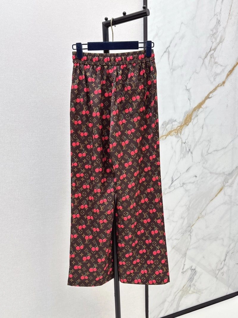 Accurate model Louis Vuitton Long Pants
