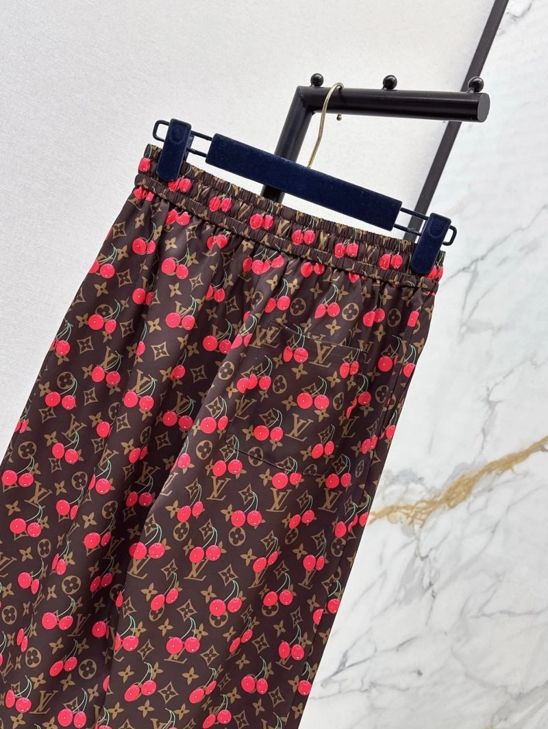 Accurate model Louis Vuitton Long Pants