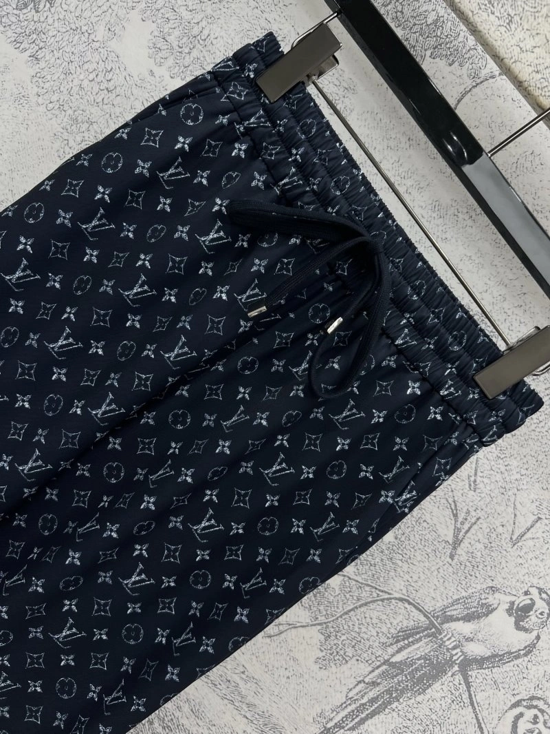 Indistinguishable Louis Vuitton Long Pants