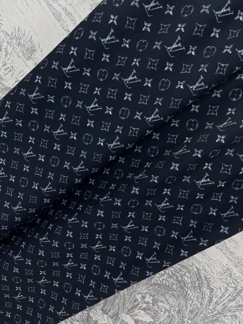Indistinguishable Louis Vuitton Long Pants