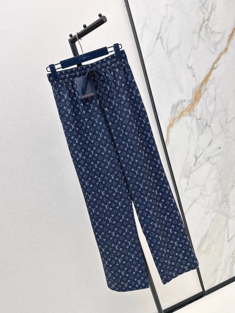 Budget-friendly Louis Vuitton Long Pants