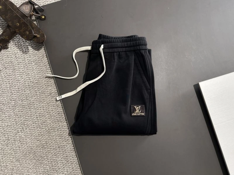 Top mirror Louis Vuitton Long Pants