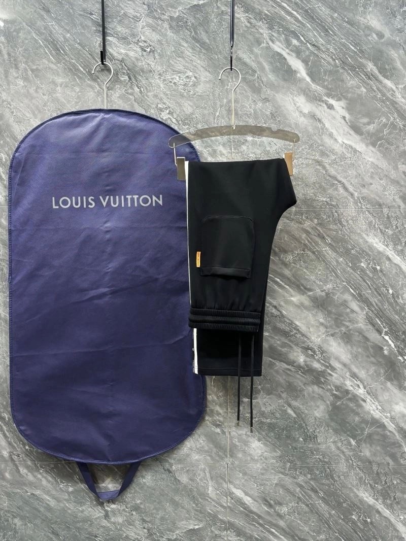 Value-priced Louis Vuitton Long Pants