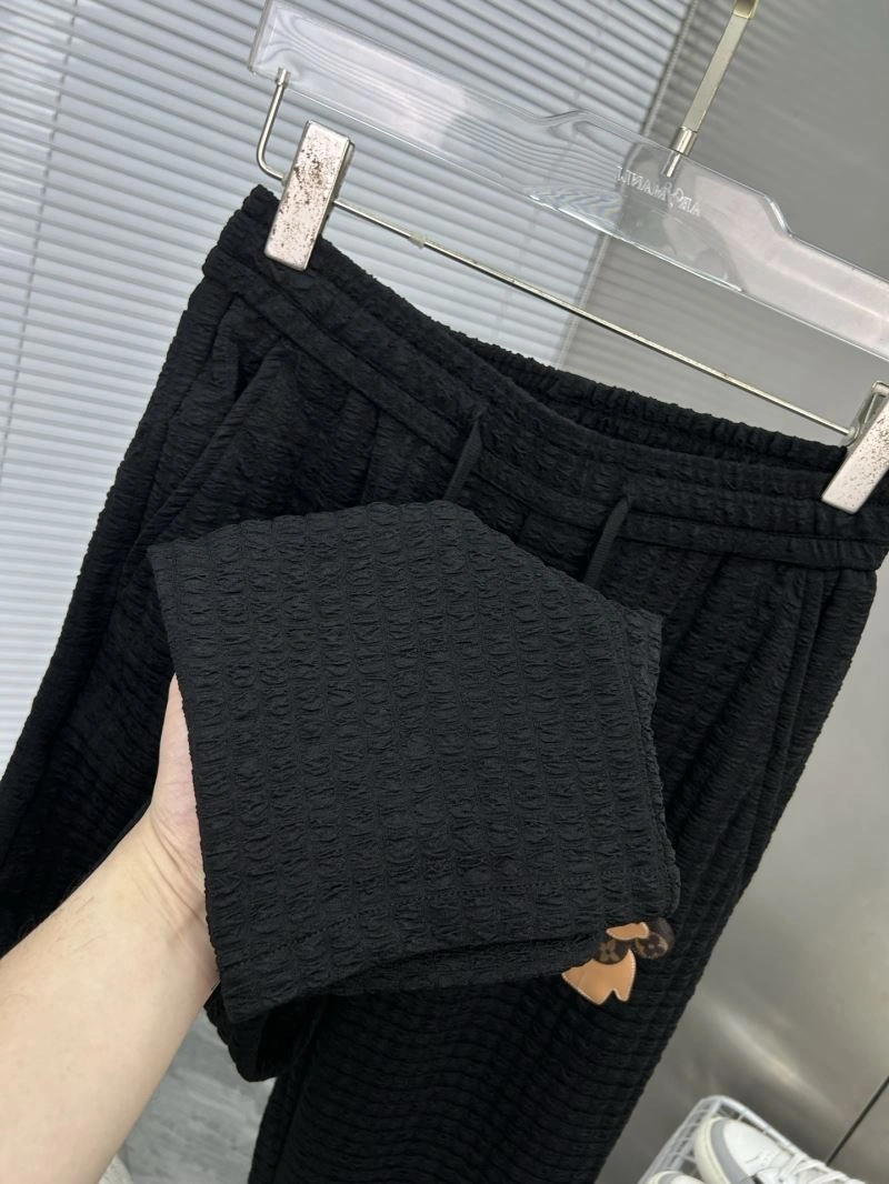Exact replica Louis Vuitton Long Pants