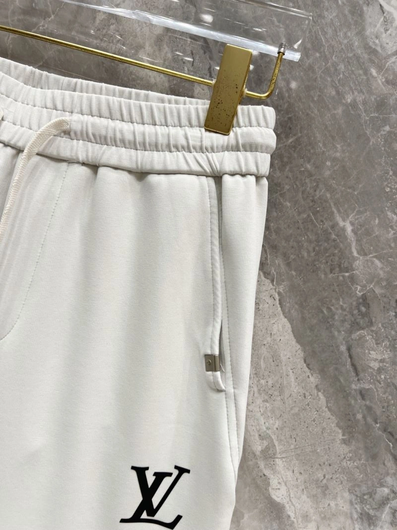 Value-priced Louis Vuitton Long Pants