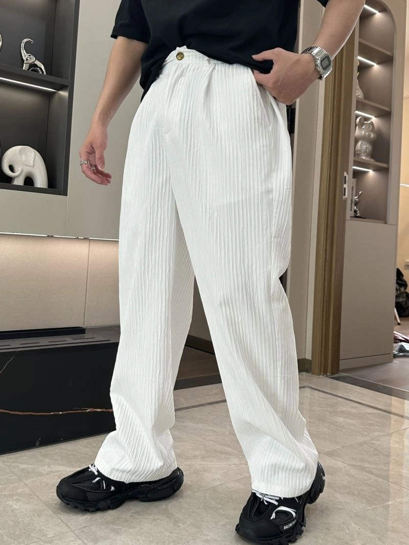 Indistinguishable Louis Vuitton Long Pants