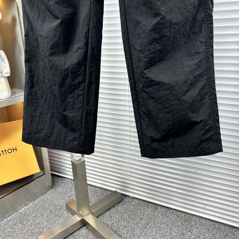 Budget-friendly Louis Vuitton Long Pants