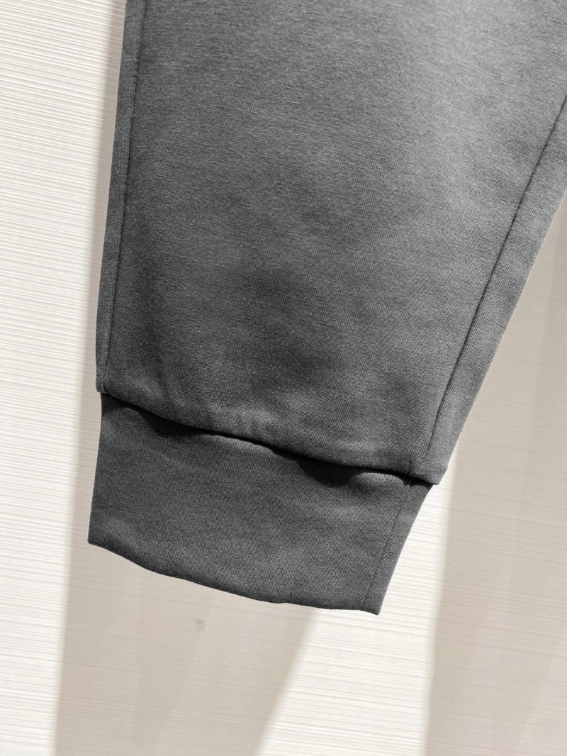 Value-priced Louis Vuitton Long Pants