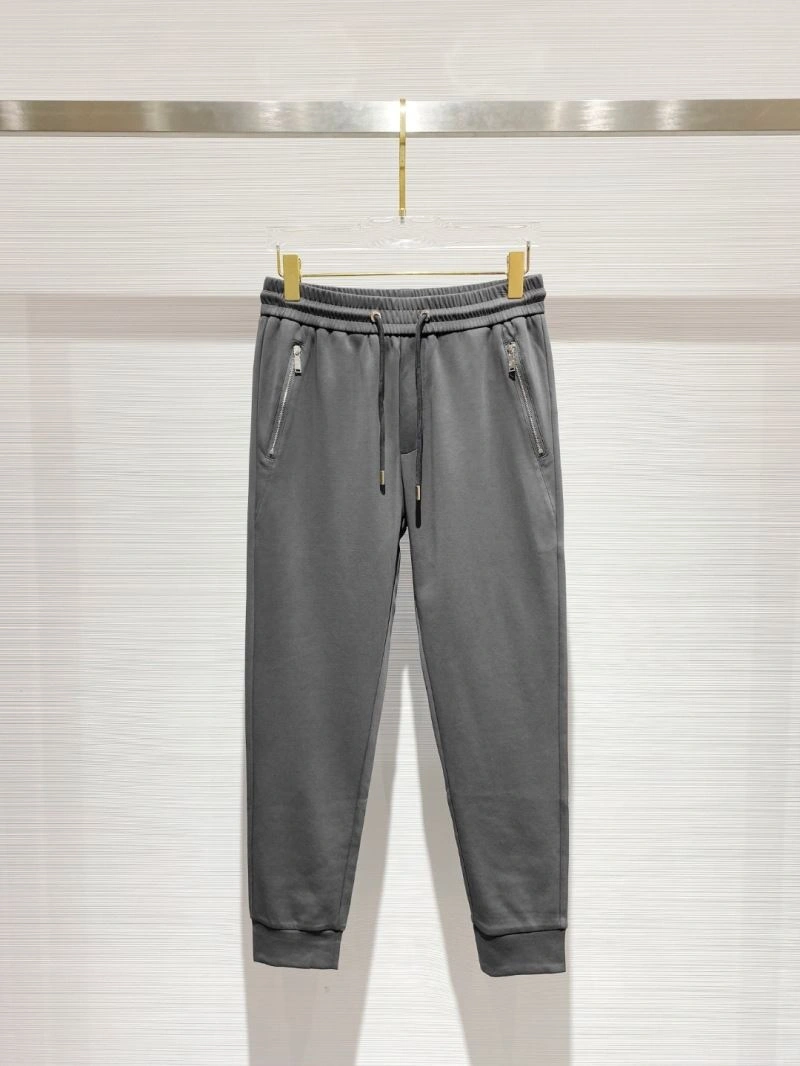 Value-priced Louis Vuitton Long Pants
