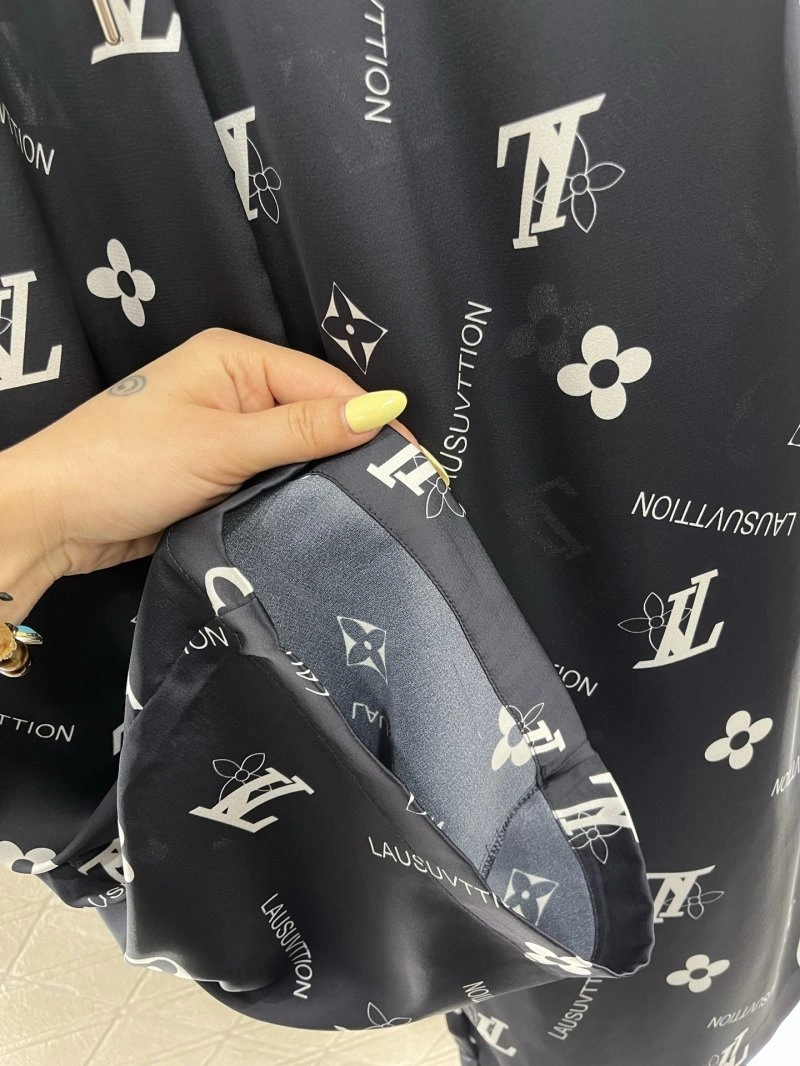 Top mirror Louis Vuitton Long Pants