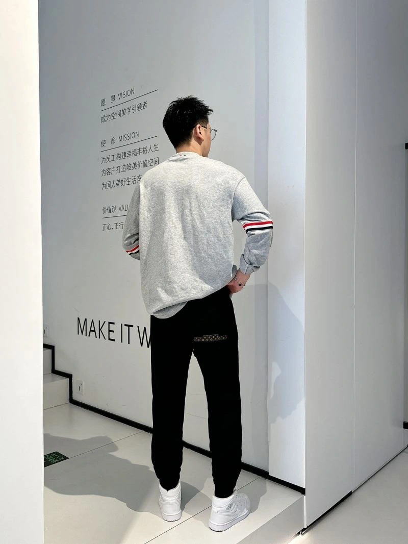 Top match Louis Vuitton Long Pants