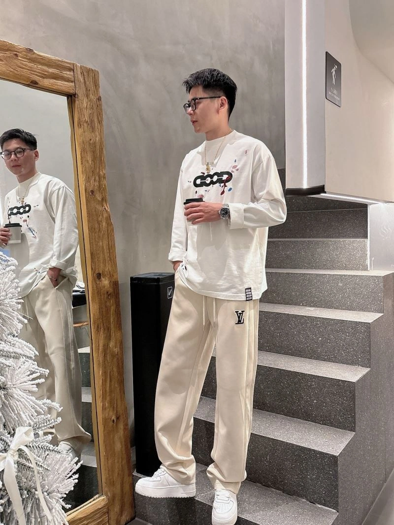 Indistinguishable Louis Vuitton Long Pants