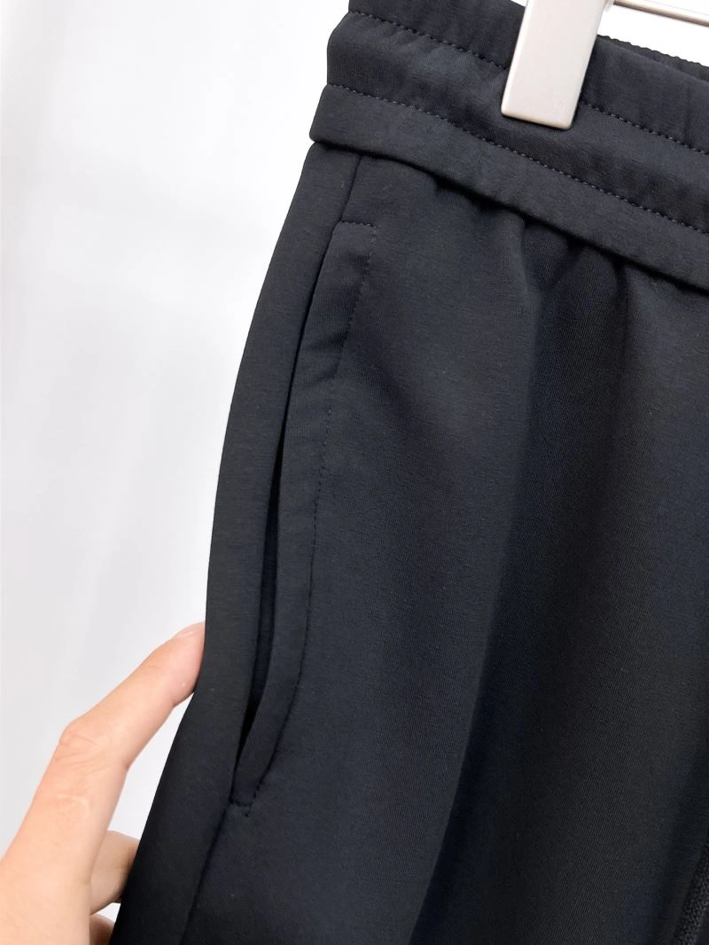 Accurate model Louis Vuitton Long Pants