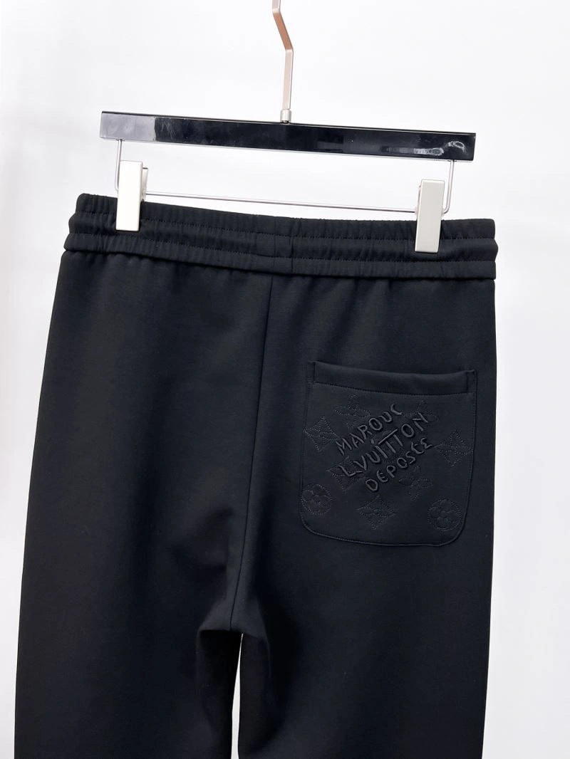 Accurate model Louis Vuitton Long Pants