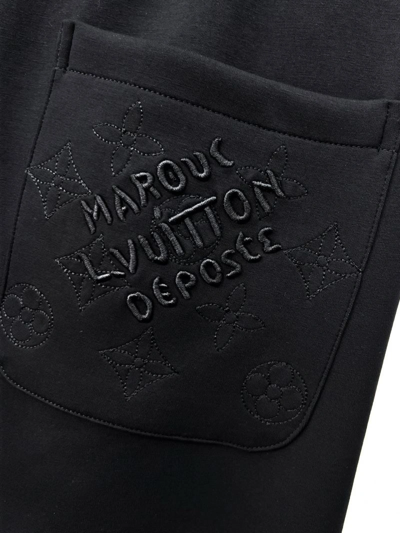Accurate model Louis Vuitton Long Pants