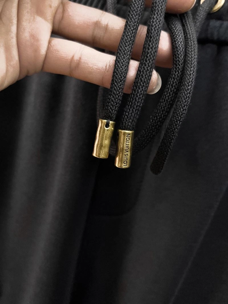 Value-priced Louis Vuitton Long Pants