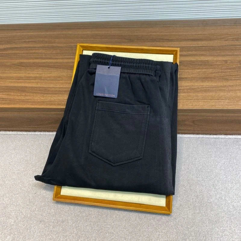 Value-priced Louis Vuitton Long Pants