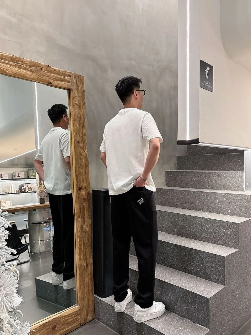 Reasonably priced Louis Vuitton Long Pants