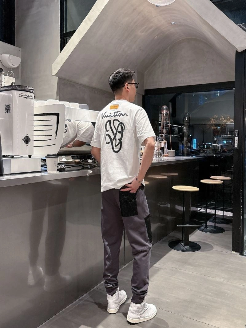 Bargain Louis Vuitton Long Pants
