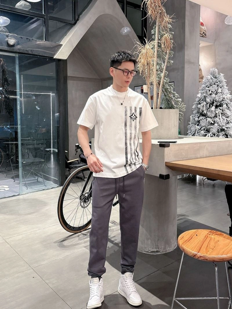 Precise copy Louis Vuitton Long Pants