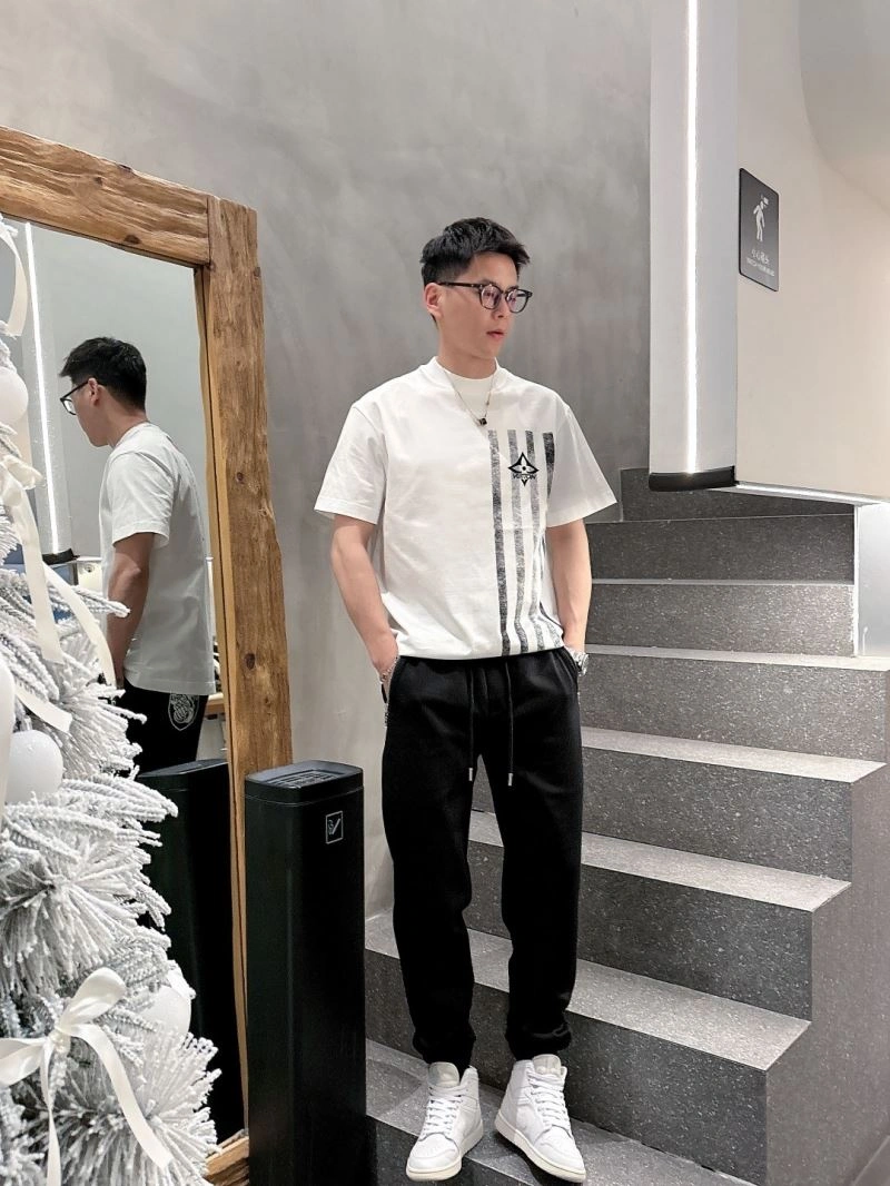Indistinguishable Louis Vuitton Long Pants