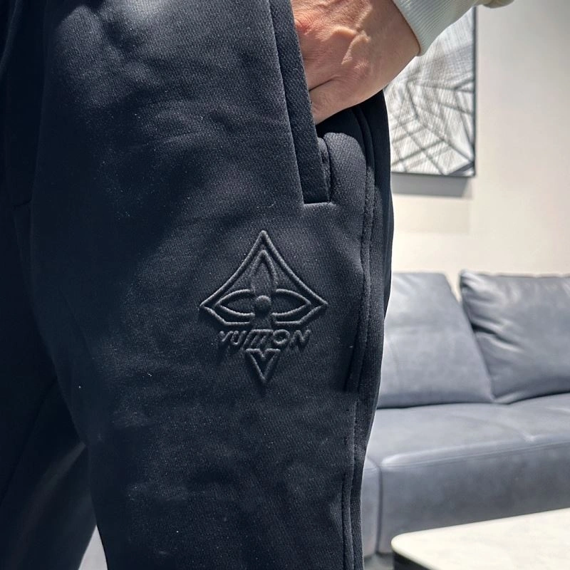 Exact replica Louis Vuitton Long Pants