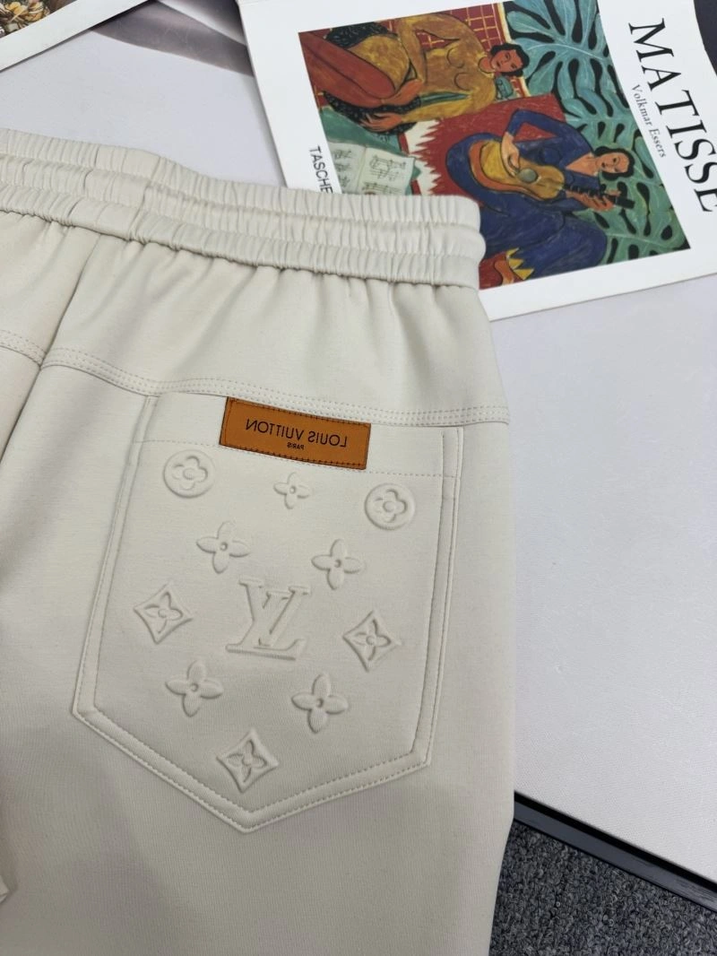 Accurate model Louis Vuitton Long Pants