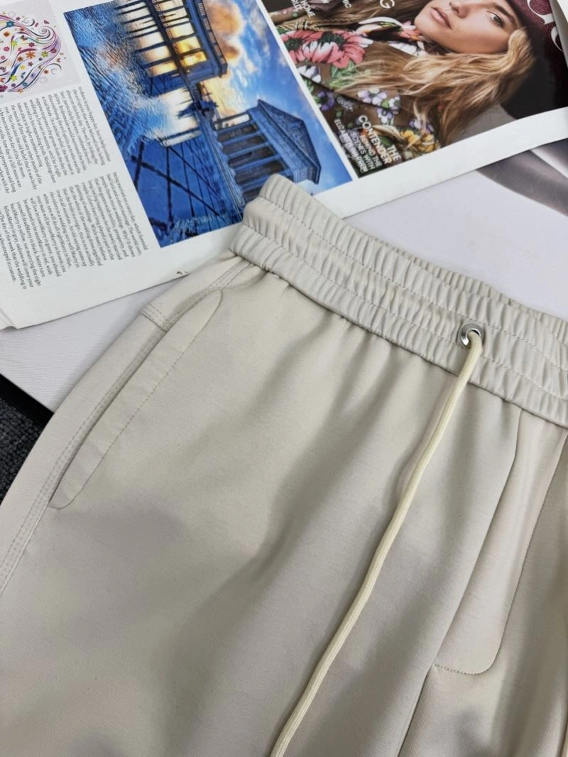 Accurate model Louis Vuitton Long Pants