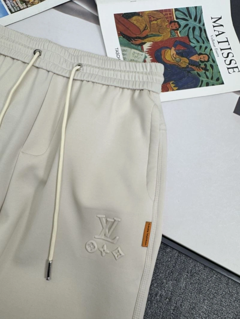 Accurate model Louis Vuitton Long Pants