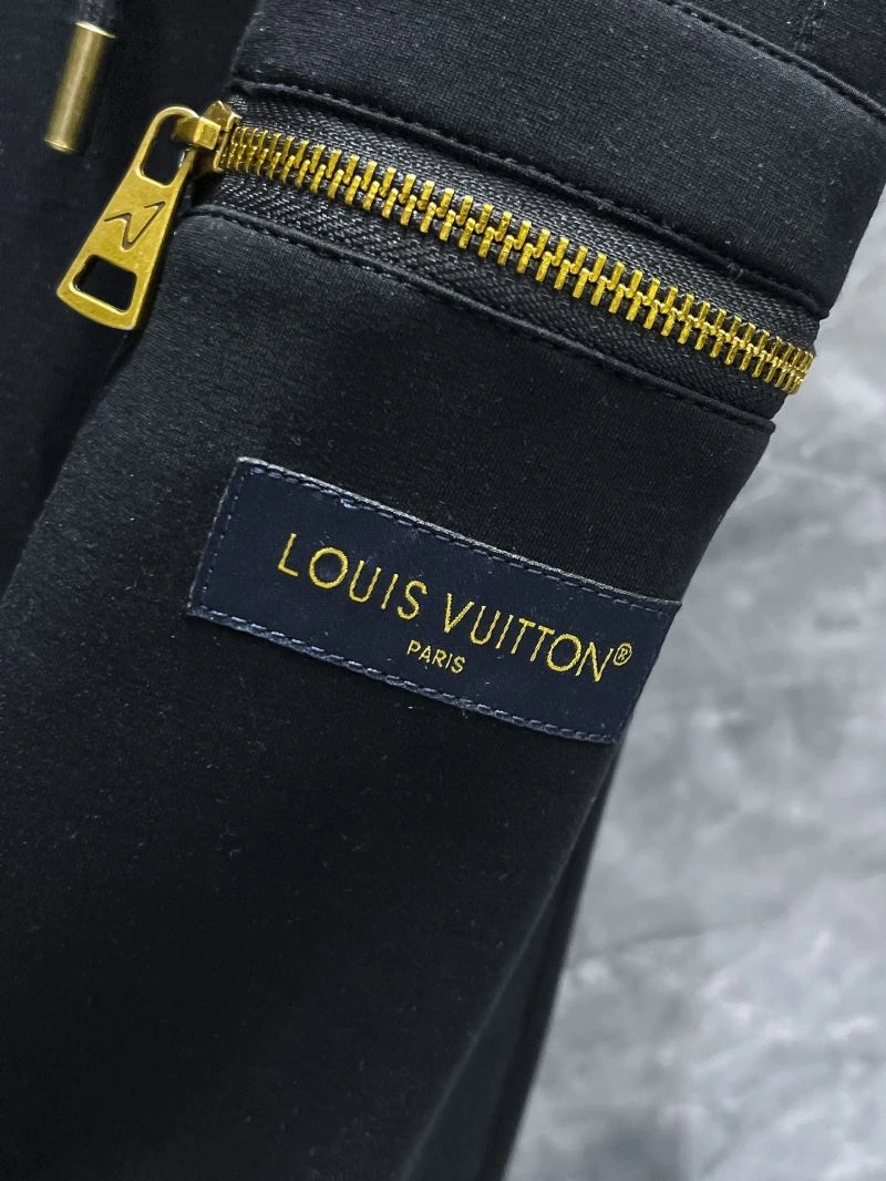 Value-priced Louis Vuitton Long Pants