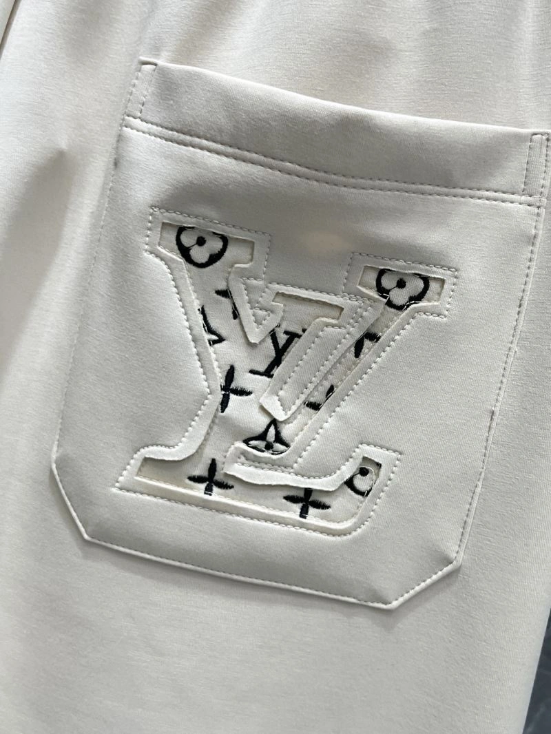 Accurate model Louis Vuitton Long Pants