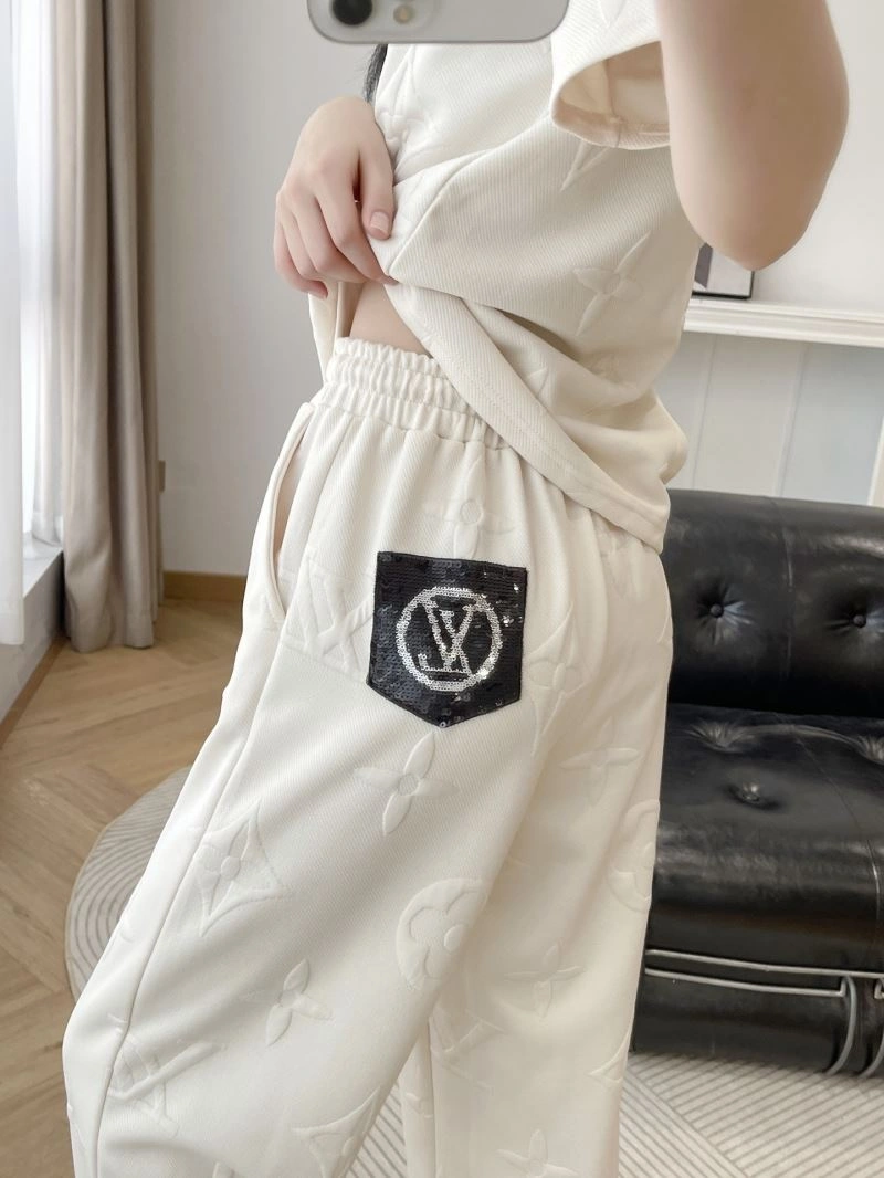Brand-authenticated Louis Vuitton Long Suits