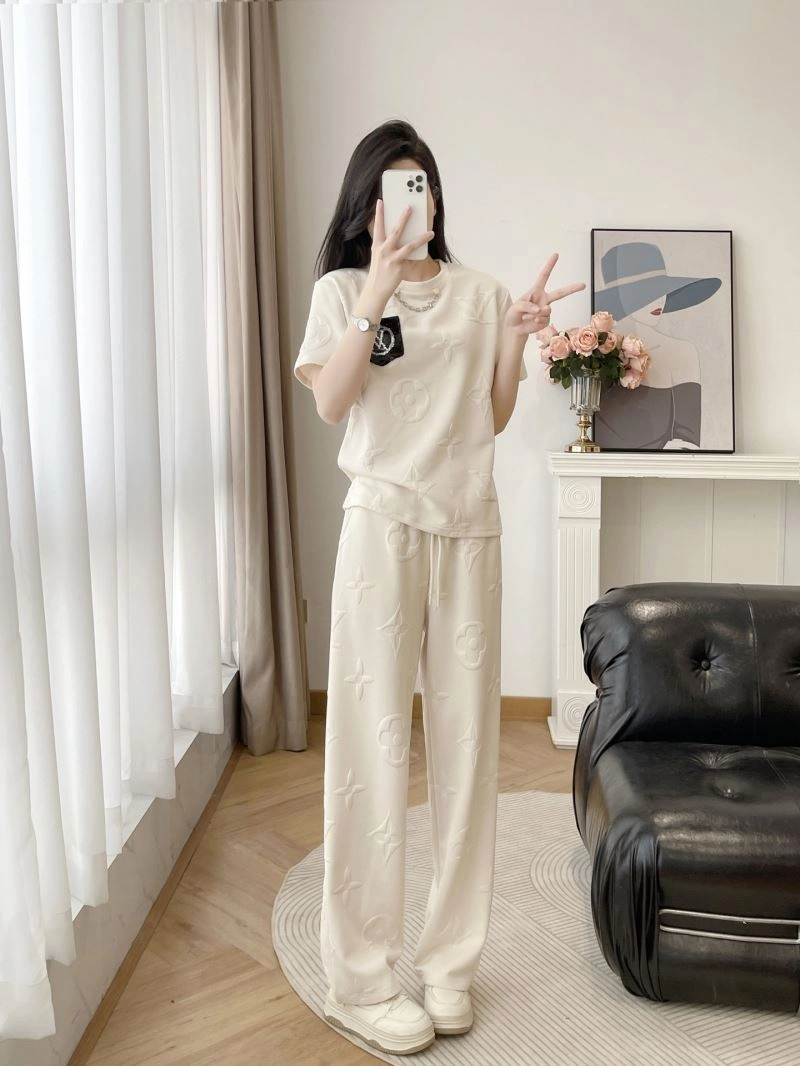 Brand-authenticated Louis Vuitton Long Suits