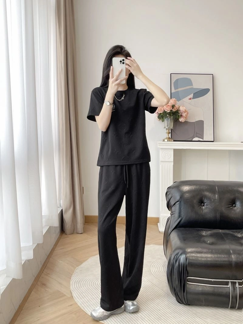 Louis Vuitton Long Suits