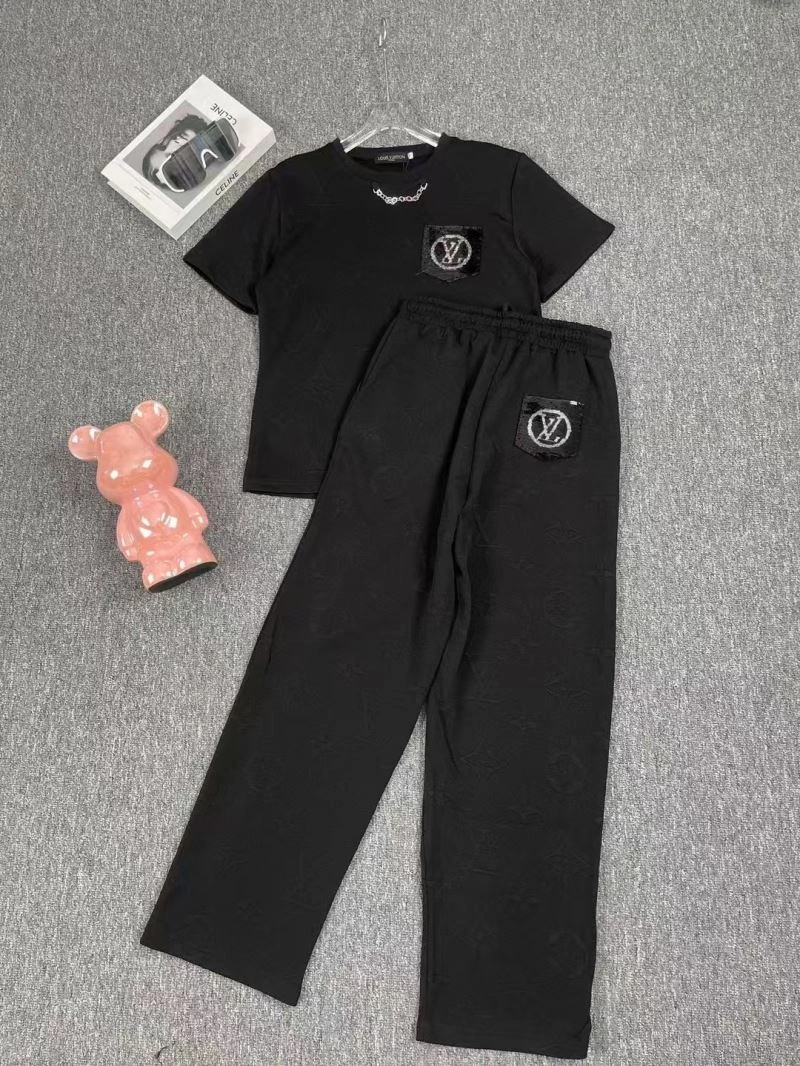 Top mirror Louis Vuitton Long Suits