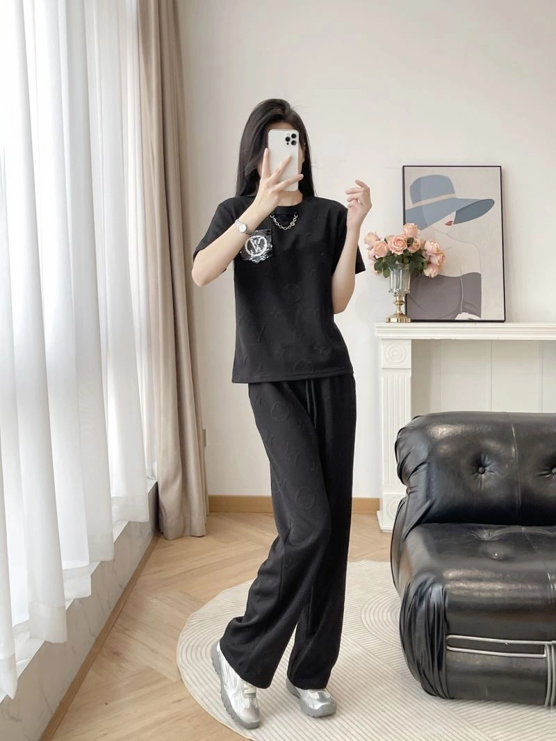 Top mirror Louis Vuitton Long Suits