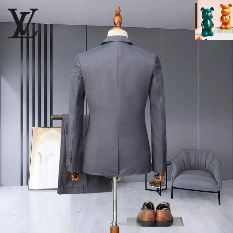 Brand-authenticated Louis Vuitton Long Suits