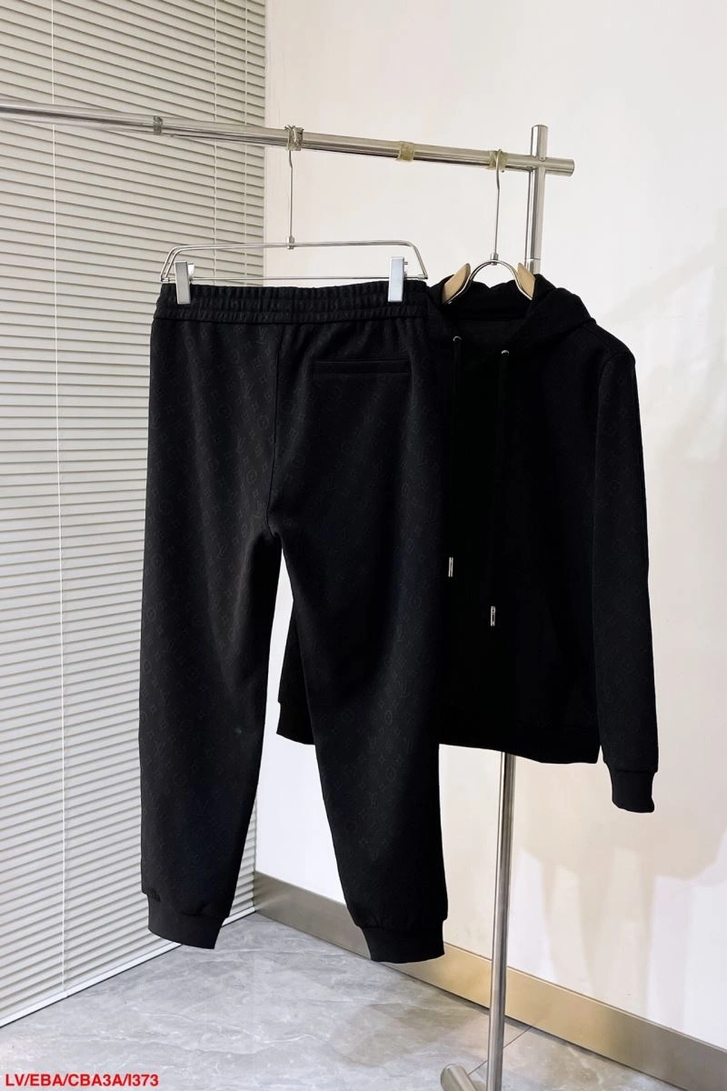 Brand-authenticated Louis Vuitton Long Suits