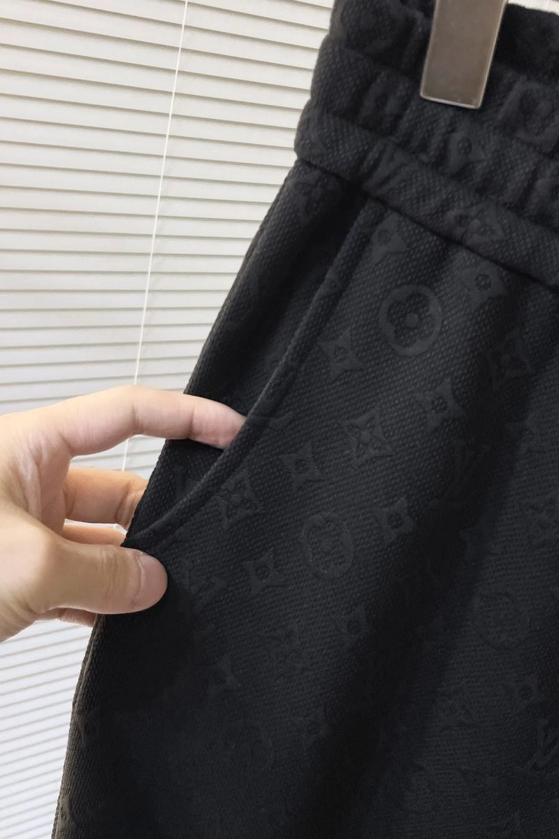 Brand-authenticated Louis Vuitton Long Suits