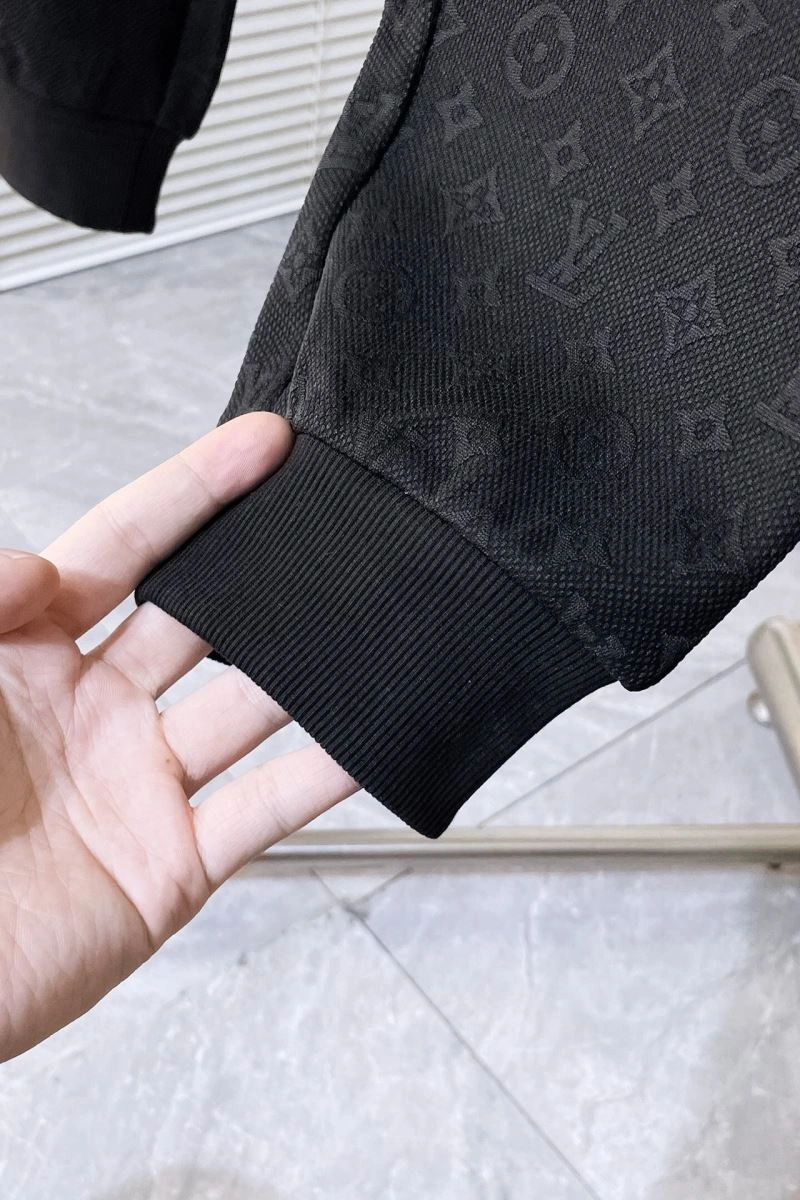 Brand-authenticated Louis Vuitton Long Suits