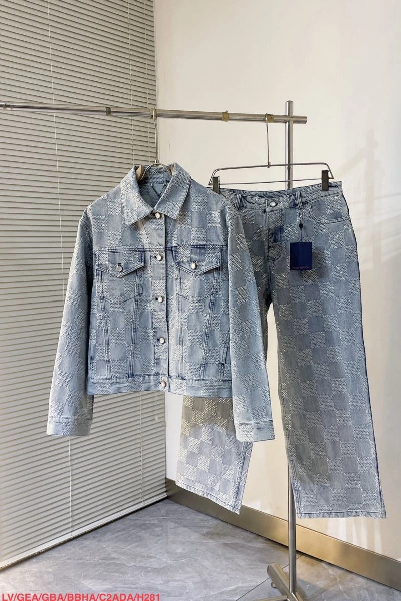 Louis Vuitton Long Suits